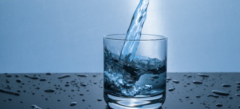 What 21 Studies Say About Raw Water and Your Health - Legion Athletics