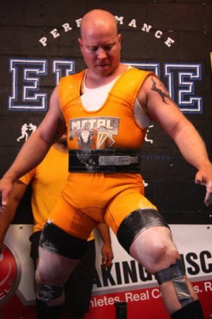 The Ultimate Beginner’s Guide to Powerlifting (With a Free Training Plan!)