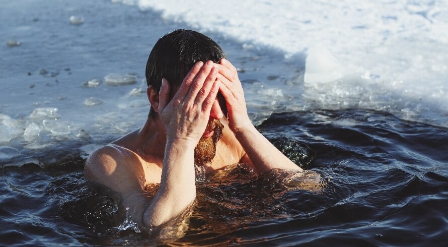 Should You Cold Plunge Before or After a Workout? | Legion
